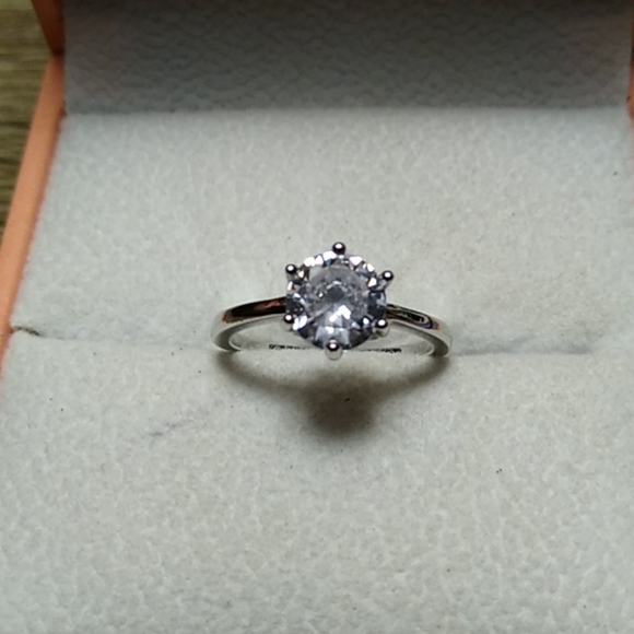 independent | Jewelry | Engagement Ring | Poshmark